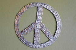 How To: Pop Top Peace Sign • Crafting a Green World