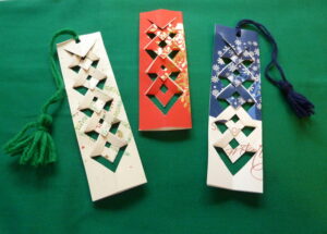 24 DIY Bookmarks from Upcycled Materials