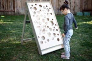 14 DIY Mazes and Crafty Labyrinths • Crafting a Green World