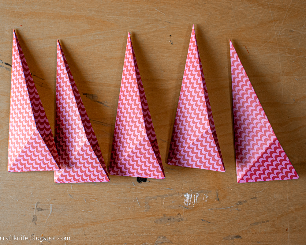 How To Make This Easy 3D Paper Star • Crafting a Green World